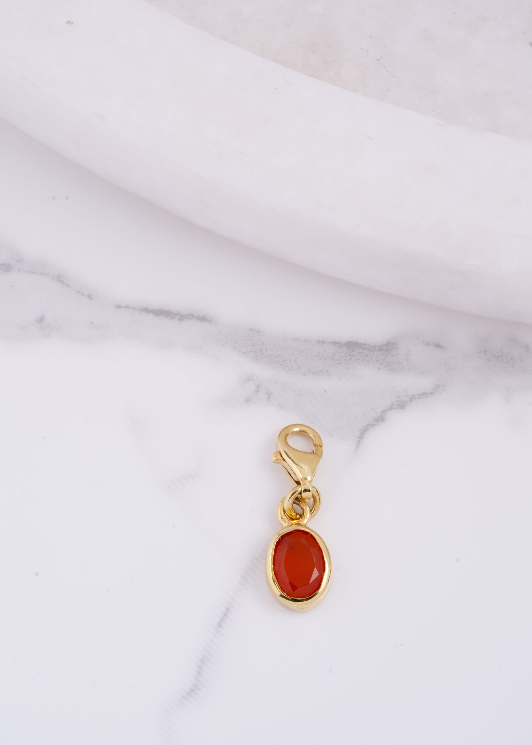 Oval Form Altın Kaplama Akik 925® Gümüş Charm – Figora